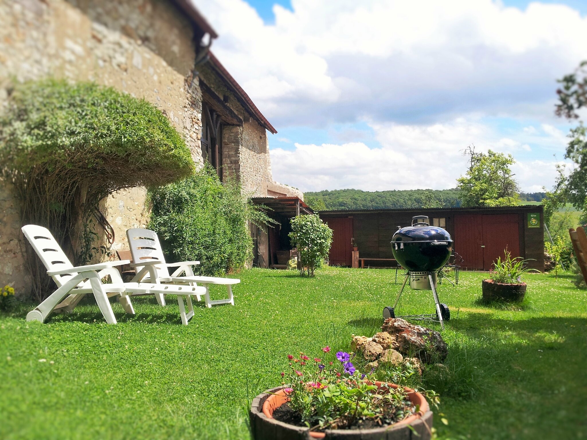 Le Clos de la Tourelle à Arcis le Ponsart - Gîte en Champagne -jardin ... Le Clos de la Tourelle à Arcis le Ponsart - Gîte en Champagne -jardin ...